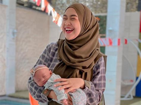 Cerita Ria Ricis Ajak Moana Ke Singapura Untuk Youtube Fanfest