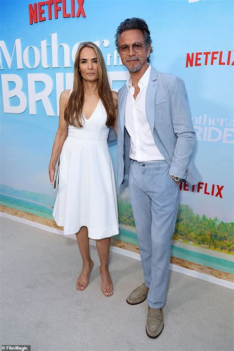 Julia Roberts Ex Benjamin Bratt 61 Doesnt Look Like This Anymore As He Lands Star Wars