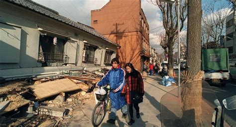 Asia Kobe El Poderoso Terremoto Que Destruyó La Ciudad Japonesa De