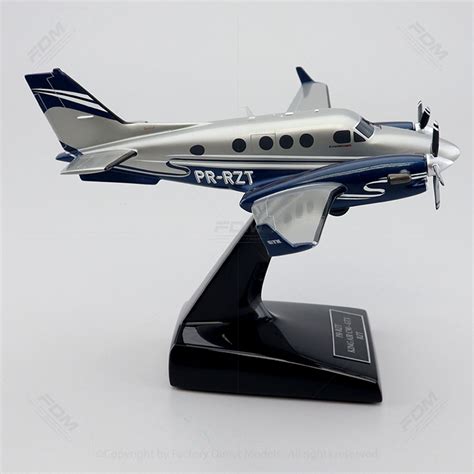 Handcrafted Custom Beech C90gtx King Air Wooden Model Airplane Pr Rzt Factory Direct Models