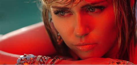 Najlepsza Piosenka Miley Cyrus „slide Away” Najlepsze Piosenki