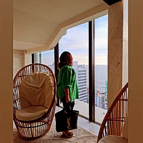 Dr Harini Wijethunga Make Your Happiness Your Responsibility Instagram