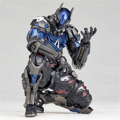 Kaiyodo Revoltech Amazing Yamaguchi Batman Arkham Knight Red Hood