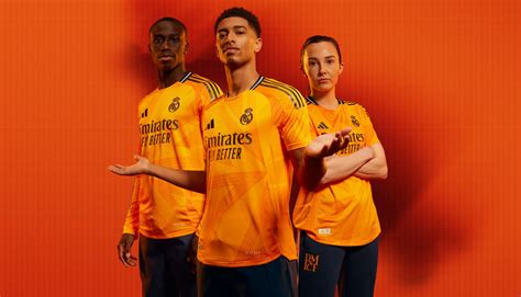 Real Madrid Soccer Colors R Rogers Real Madrid Shield Colour Ball