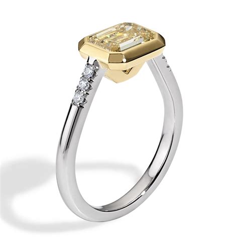 All About Yellow Diamonds The Hot New Jewelry Aesthetic