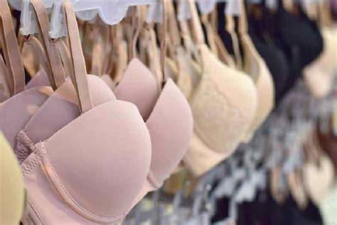 Breast Cancer Reasons Why You Should Dump Your Tight Bra Immediately Dgtl Anandabazar