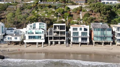 Ye Strips Tadao Ando Beach House In Malibu Back To Its Structure