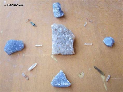 A Special Grid With Blue Chalcedony A Quartz Cluster In The Centre And