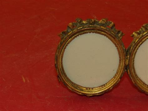 Proantic Pair Of Small Round Frames 19th Century In Golden Wood