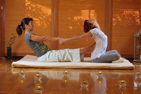 The History Of Traditional Thai Massage Taiy Pradit Physical Medicine