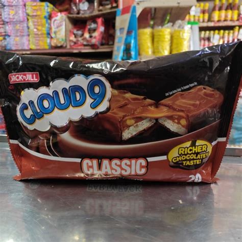 Jacknjill Cloud 9 Classic Party Pack Chocolate Coklat Wafer Berbalut Dengan Coklat Krim