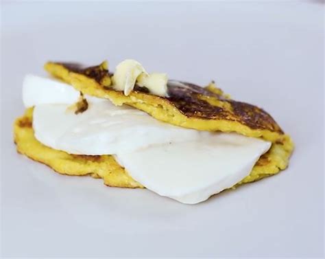 Easy Venezuelan Cachapas Corncakes With Cheese Recipe Sidechef