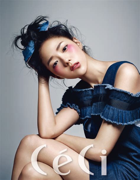 채수빈 블루 메이크업 화보 통해 도도시크美 발산