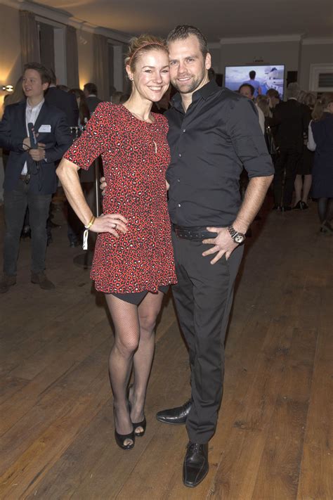 Rhea Harders Feet I Piedi Di Rhea Harder Page 2 Celebrities