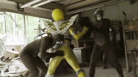 Kiramai Yellow Butt Slap  Kiramai Yellow Butt Slap Kiramager