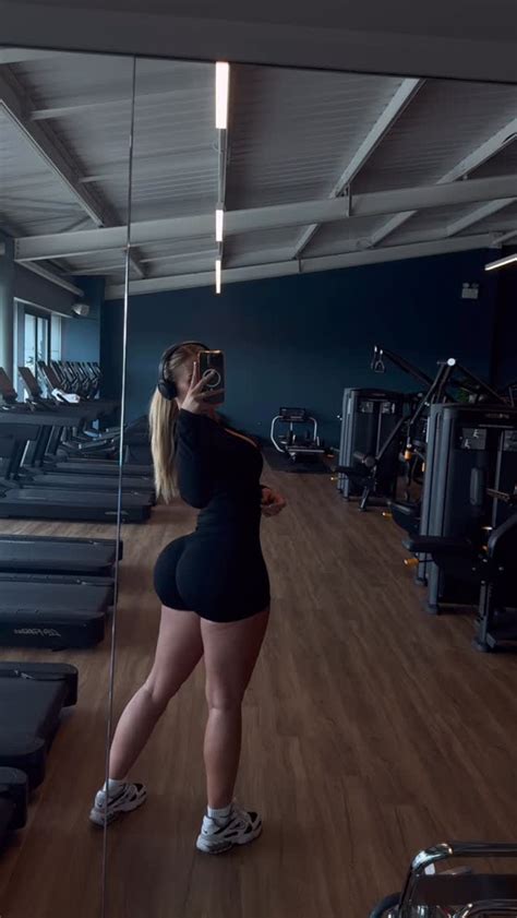 Helena Priebe Helenapriebe2 • Instagram Photos And Videos
