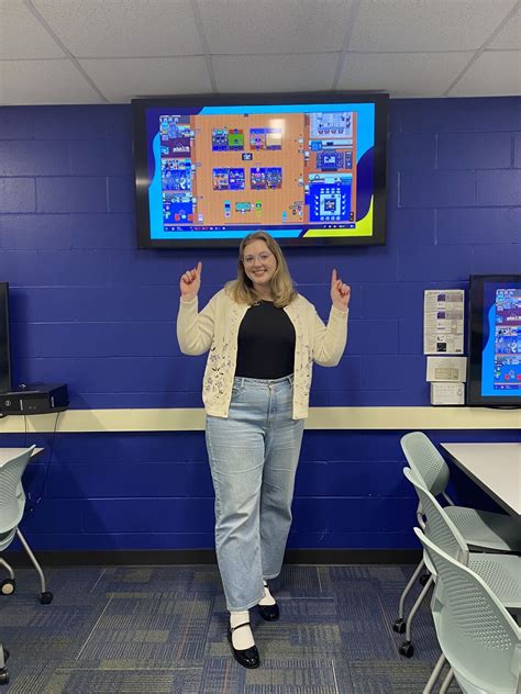 Shes Rocking It At Liquid Screen Design And Now Shes Sharing The Wisdom At Her Alma Mater