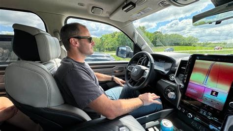 Review Jeep And Rams Hands Free Active Driver Assist System Debuts Late And Behind The Leaders