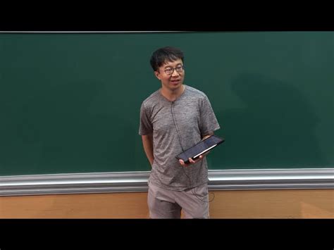 Free Video Generalized Symmetries And Their Gauging In 2d Conformal