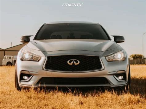 2019 Infiniti Q50 Luxe With 19x105 Esr Cs15 And Continental 235x35 On