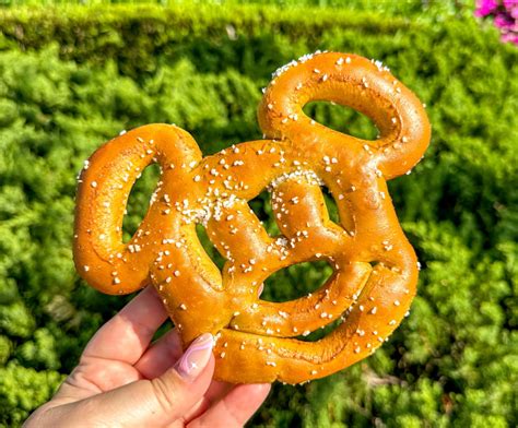Best Places To Find Mickey Shaped Treats At Disney World
