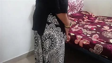 Desi Aunty Fucking For Clean Shaving After Sex Blowjob Porn Feat