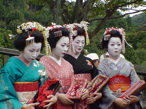 Must Visit Places Must Do In Japan Part 2 Asian Backpacker