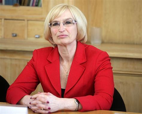 Circene Onkoloģijas Kompensācijām Jābūt Valsts Budžeta Kontrolē Individuālie Ziedojumi Nav