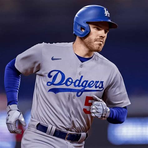 Dodgers Updated Outlook Freddie Freeman Signed Pro Sports Outlook