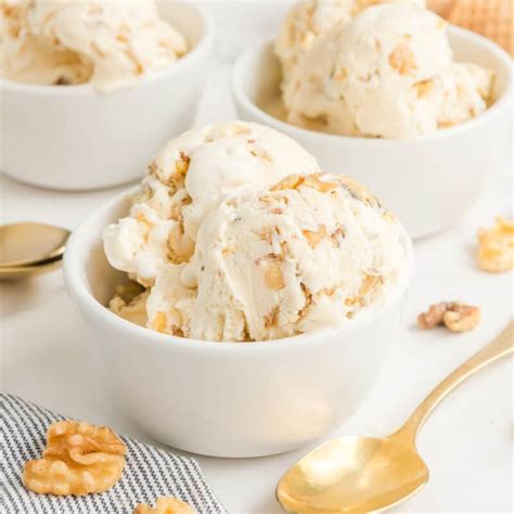 No Churn Maple Walnut Ice Cream Delicious Little Bites