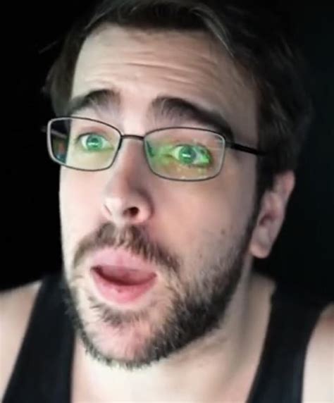 Ive Found The Proof He Isnt Human Where Teeth Explain R Darkviperau