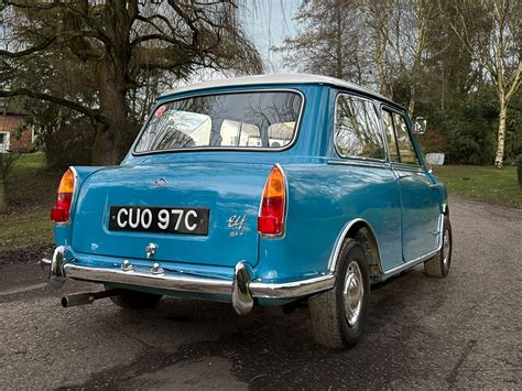 Lot 30 1965 Riley Elf Mkii