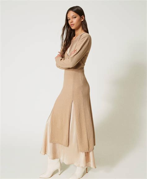 Maxi Maglia In Misto Lana E Abito Lungo In Satin Donna Marrone