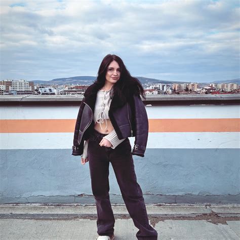 Foto Alexia Preda O Tânără Din Mediaș Se Pregătește Pentru Survivor