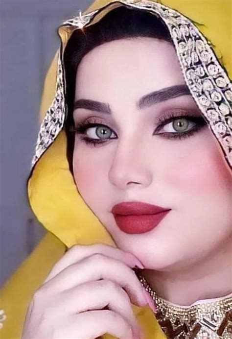 بنات العراق صور رمزيات بنات كيوت عراقيات صور أجمل بنات فى العراق Volto Di Donna Donne Di