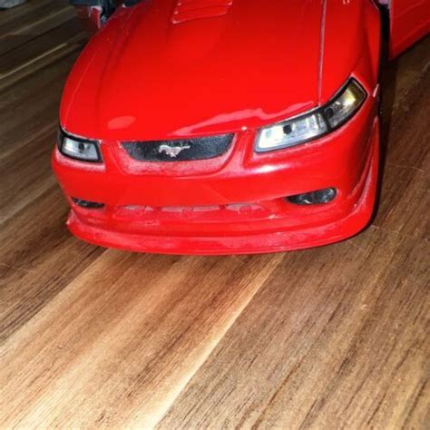 Ford Mustang Cobra R Svt 2000 Maisto Special Edition Modified 1 18 Die
