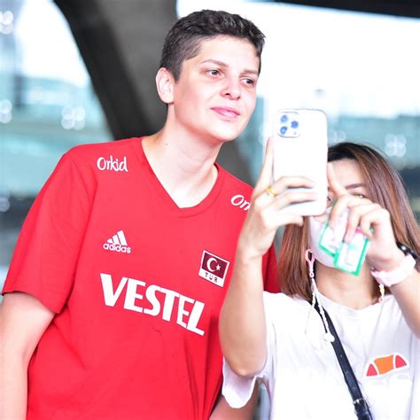 Ebrar Karakurt Kızlar Sultan