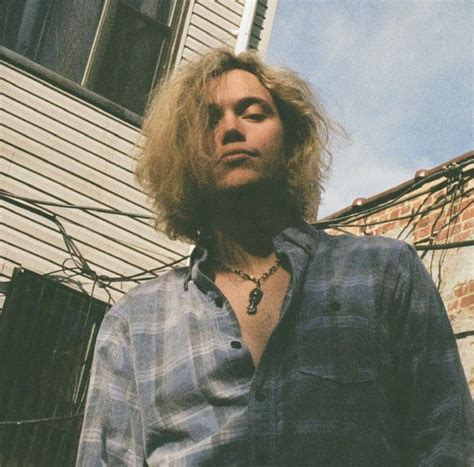 Folk And Indie Micky Singer