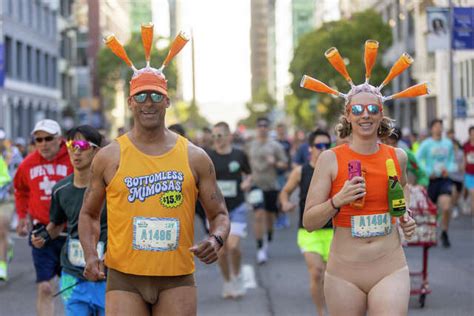 Fun Photos Of The Best Costumes From San Franciscos Bay To Breakers