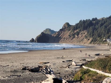 Accessible Activities And Beaches In Lincoln City Oregon