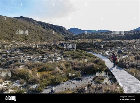 Hiking The Tongariro Alpine Crossing Through Mangatepopo Valley