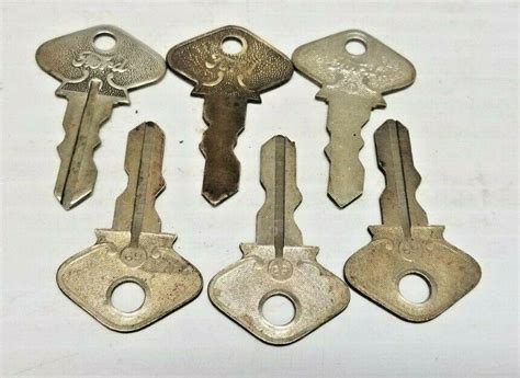 6 Antique Ford Model T Keys 2104949670
