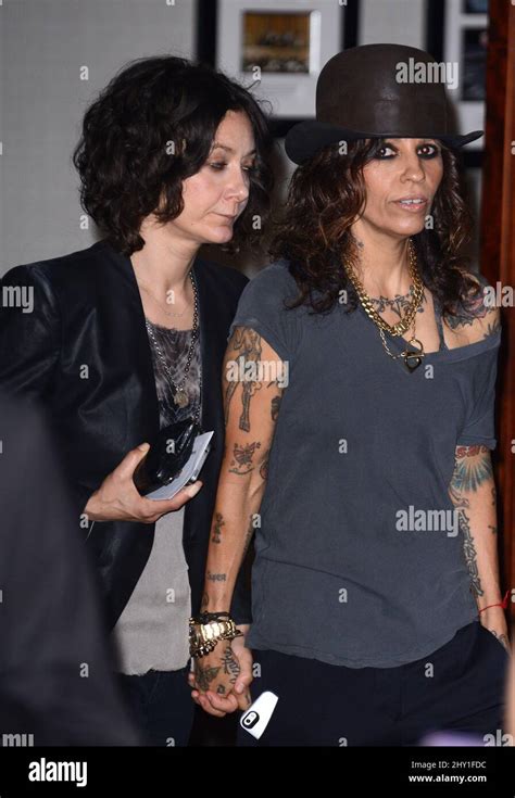 Sara Gilbert Linda Perry