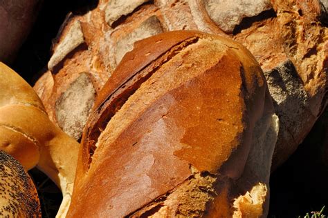 Enjoy This Crusty Homemade Artisan Bread Recipe The Emerald Bakery