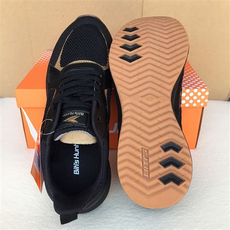 Giày Thể Thao Cao Cấp Nam Bitis Hunter Core 2021 Black Dsmh06700den Đen Mixasale