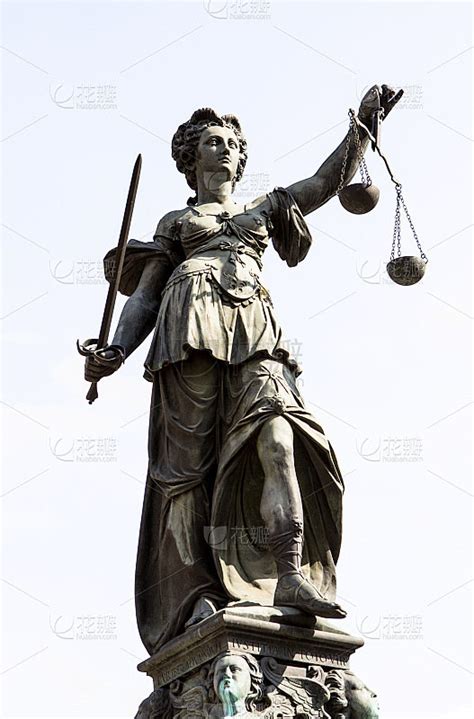 正义女神雕像