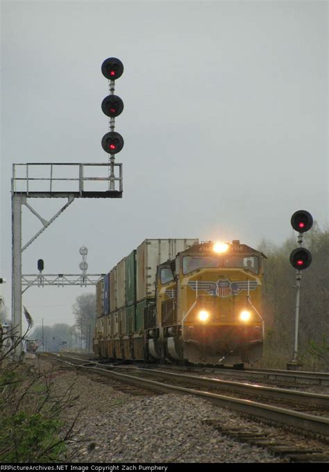 Southbound Up Intermodal