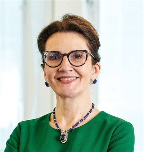 Rad Hong Kong China Elizabeth Honer Cb Becomes The New Chief