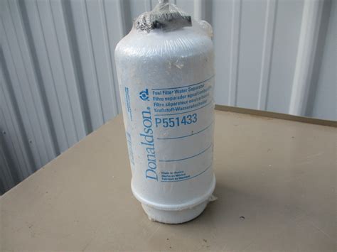 Donaldson P551433 Fuel Filter Cross Reference