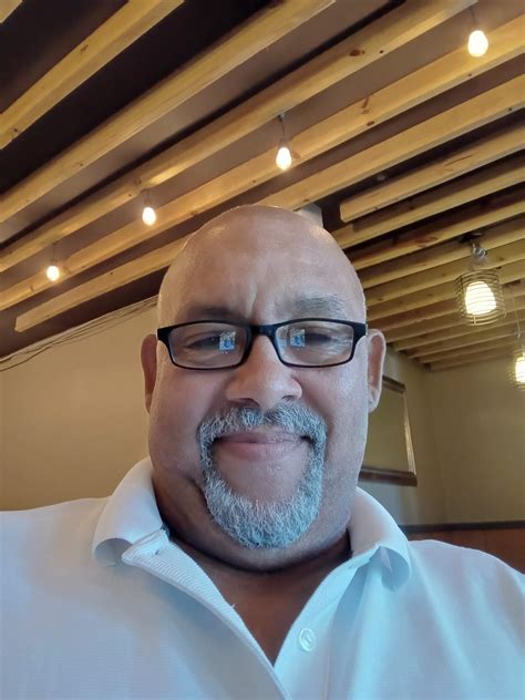 Edwin Vazquez Edwin Vazquez Updated Her Status Facebook